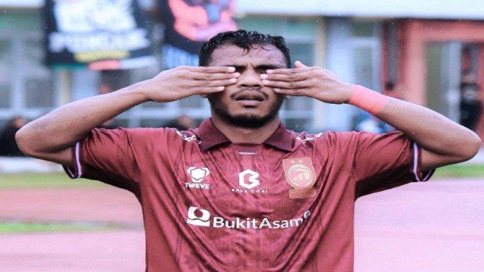 Profil Habibi Abdul Jusuf, Sempat Meneteskan Air Mata Usai Cetak Brace ...