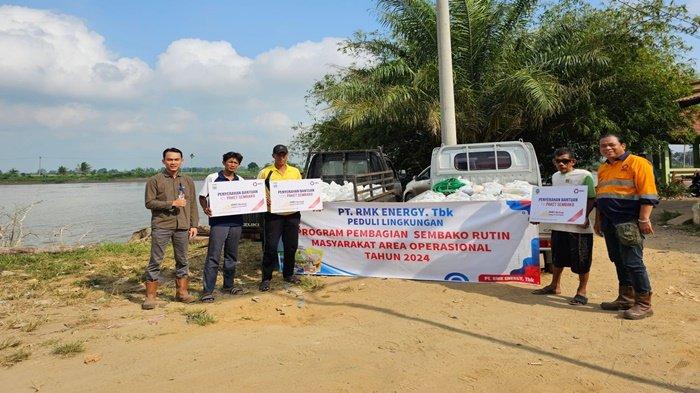 Warga di Pulokerto Palembang dan Desa Tanjung Baru Rutin Terima Sembako ...
