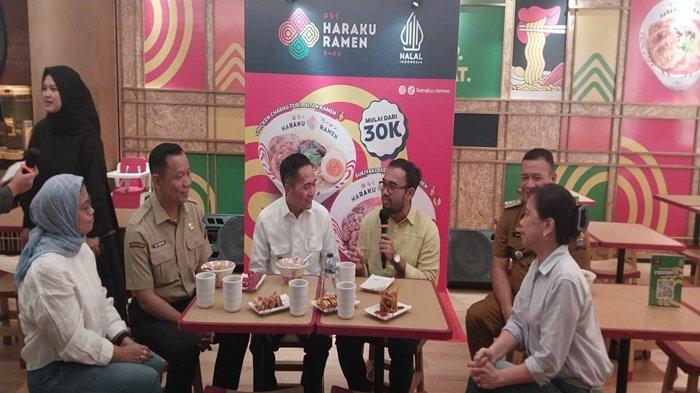 Kolaborasi Ramen Khas Jepang dan Gorengan Saos Rasa Cuko Palembang ...