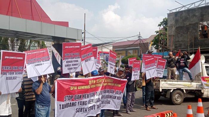 Ratusan Massa Minta Herman Deru Stop Aktivitas Tambang di Muratara-Muba, Dituding Merusak ...