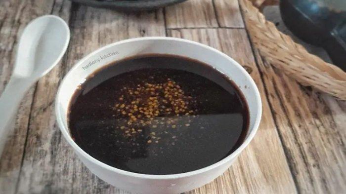 Resep Cuko Pempek Palembang Kental Pedas, Dibuat dari Gula Batok Asli ...