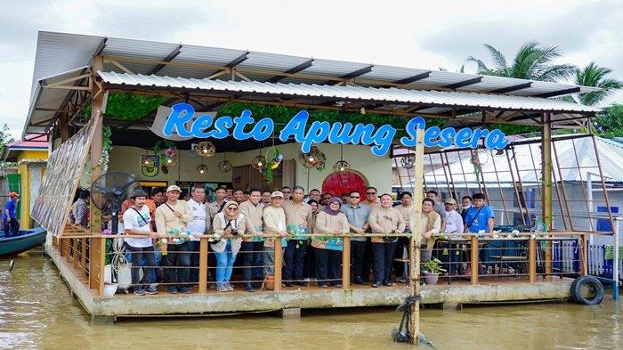 Resto Apung Sesera, Lestarikan Kuliner Khas Palembang - Sripoku.com