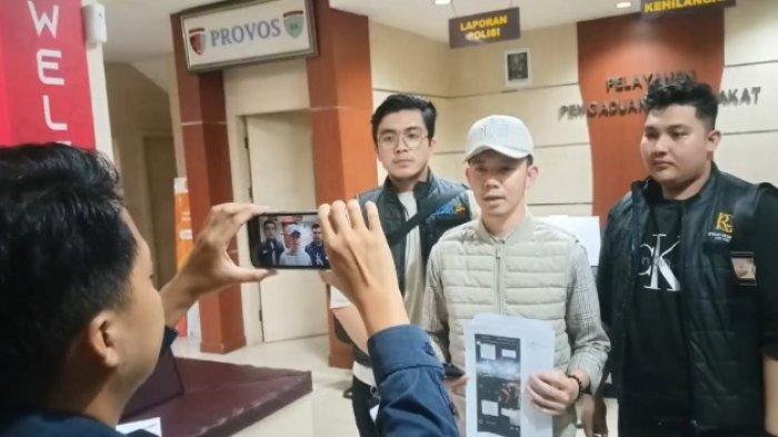 Ryan Gumay Lawfirm Laporkan Willy Salim ke Polda Sumsel Terkait Konten Masak Rendang di BKB ...