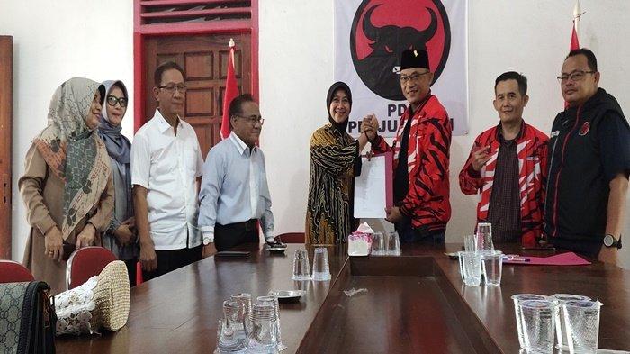 Sosok Shinta Paramitha Pendaftar Pertama Wanita di PDIP Akan Ramaikan Bursa Calon Bupati Muara ...