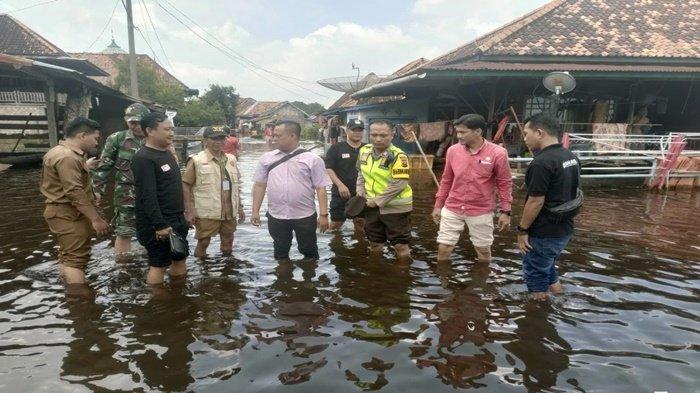 Terendam Banjir TPS di Desa Rantau Keroya Muba Pindah ke Rumah Warga - Sripoku.com