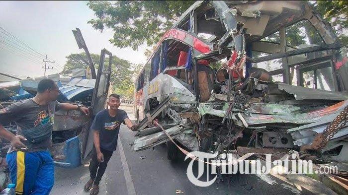 Cerita Horor Jalur Ngawi-Maospati Lokasi Tabrakan Maut Bus Sugeng Rahayu vs Eka Cepat - Sripoku.com