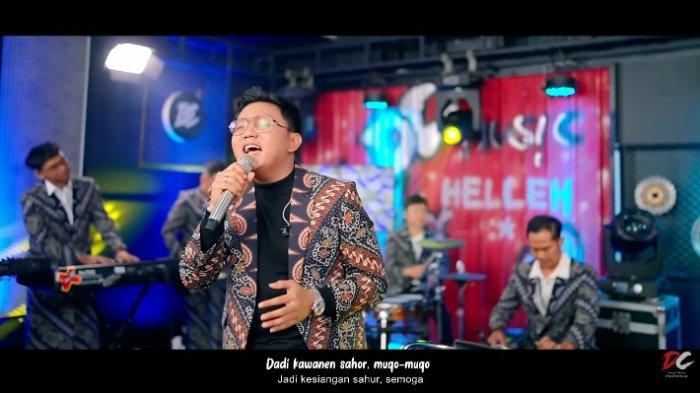 Translate Lirik Lagu Sinarengan - Denny Caknan ft Bella Bonita Lagu Jawa Bermakna Lagi Kasmaran ...