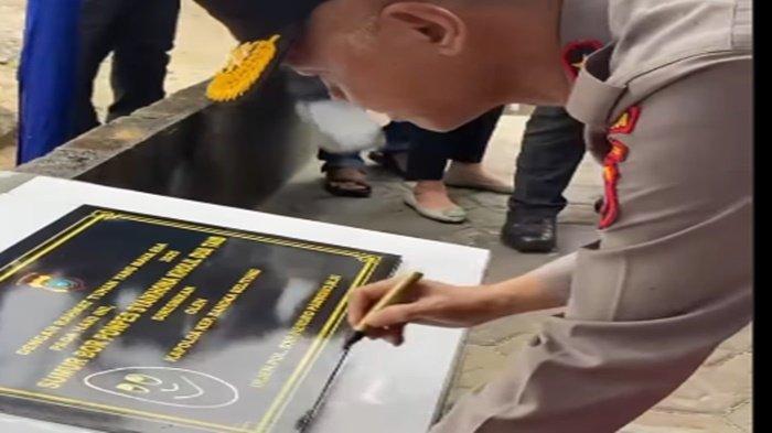 Viral Tanda Tangan Kapolda Bangka Belitung Emoji Wajah, Berikut Jejak Karir Irjen Hendro Pandowo ...