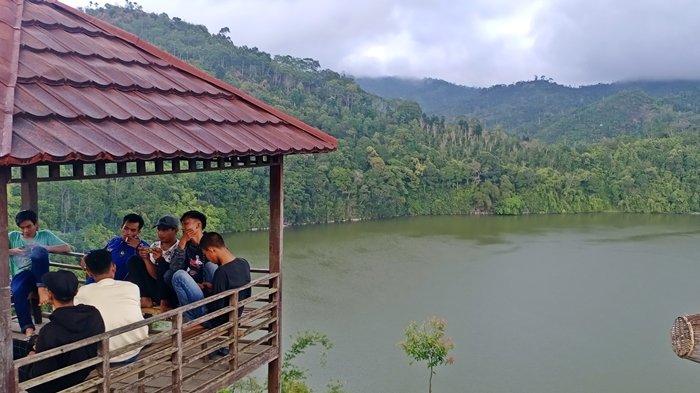 Indahnya Danau Rakihan di OKU Selatan Sumsel, Tersembunyi Namun ...