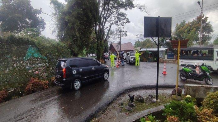 Situasi Terkini Jalur Menuju Gunung Dempo, Polres Pagar Alam Berlakukan Sistem Buka Tutup ...