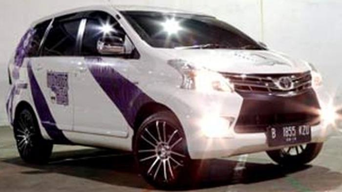 Girly and Taft, Mewujud Pada Sosok Toyota Avanza - Sripoku.com