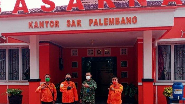 Danramil Sukarami Mayor Inf Augustiar Silaturahmi Kunjungi Kantor ...