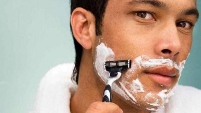 Kesalahan yang Sering Dilakukan Pria Saat Bercukur - Sripoku.com