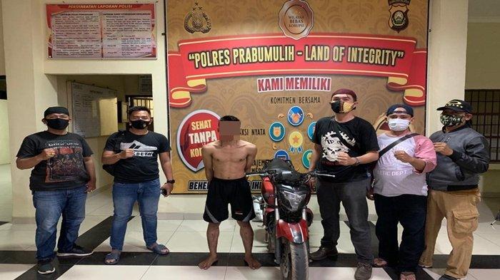 Pria di Prabumulih Ini Todongkan Kayu ke Pemilik Rumah untuk Mengambil Motor, Kini Ditangkap ...