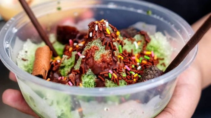 4 Es Khas Bandung, Ada Es Skoteng hingga Es UFO, Asli Bikin Ngiler ...