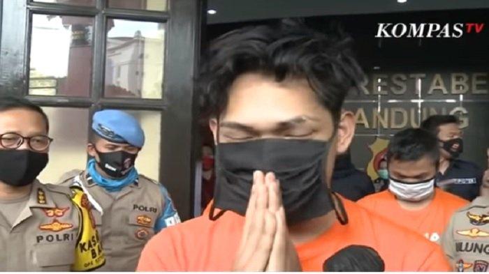 Nasib Ayah Ferdian Paleka, Dicokok Polisi Saat Sedang Lakukan Ini ...