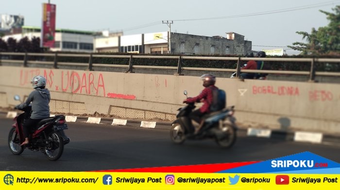 Jelang Asian Games, Tiang LRT dan Fly Over Jakabaring Malah Dipenuhi ...