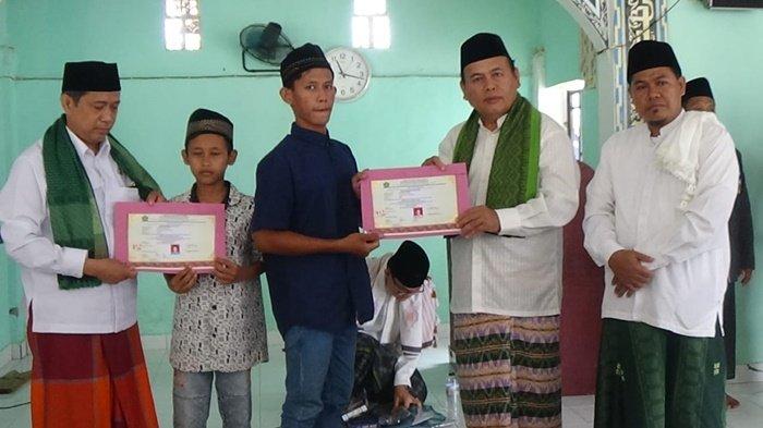Belajar dari YouTube, Kakak Beradik di Musi Rawas Masuk Islam, Susul ...