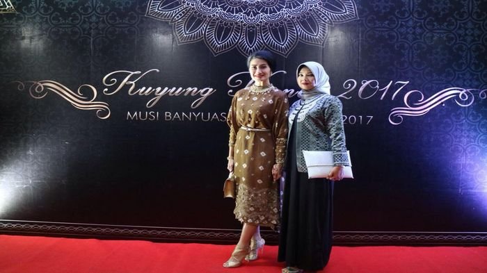 Kuyung Kupek Muba 2017 Wajib Kenakan Gambo Kain Khas Muba - Sripoku.com