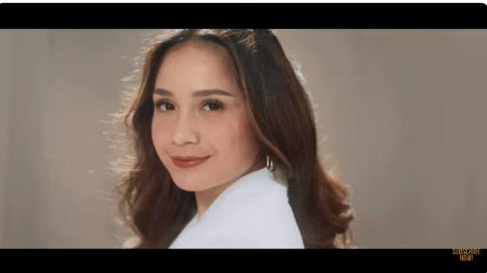 Lirik Lagu Bersyukurlah, Nagita Slavina - Sebut Jadi Ungkapan Terima Kasih untuk Diri Sendiri ...