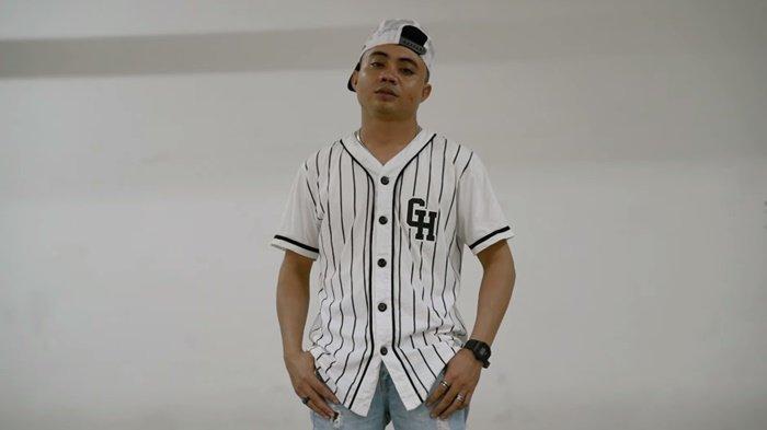 Lirik Lagu Doti oleh Alan Darmawan, Lagu Timur Viral Lengkap makna ...