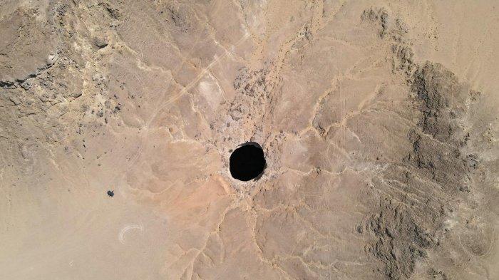 Lubang Tempat Berkumpulnya Kelompok Setan Ditemukan di Yaman, Sumur ...