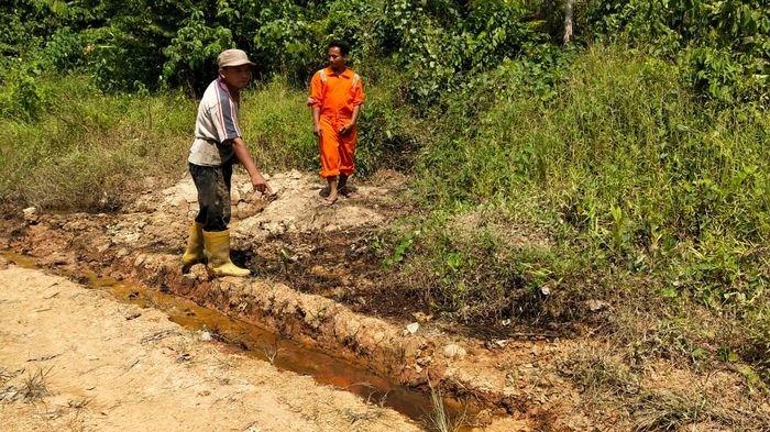 Terkait Kebocoran Pipa Minyak PT Pertamina Mencemari Sumber Air Bersih ... Terkait Kebocoran Pipa Minyak PT Pertamina Mencemari Sumber Air Bersih ...