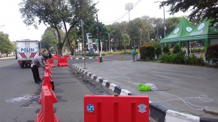 Sepanjang Jalan Dipasangi Rambu Sehingga Sulit Mangkal. Taksol Minta ...