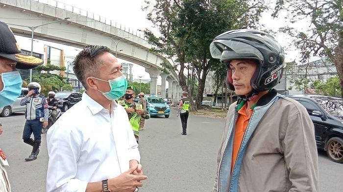 Razia Masker di Palembang Baru Dimulai, 37 Warga Terjaring Tidak Pakai Masker, Diangkut ke ...