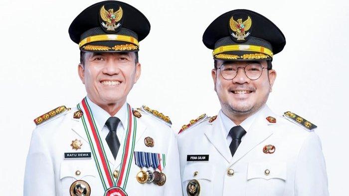 Prabowo Lantik RDPS Walikota dan Wakil Walikota Palembang, Ini ...