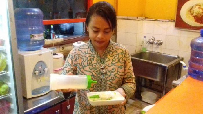 Mau Es Pisang Ijo Varian Rasa, Ada di Fay Cafe and Resto - Sripoku.com