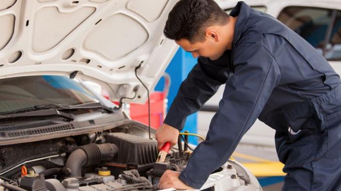 8 Komponen Mobil, yang Sering Diganti - Sripoku.com