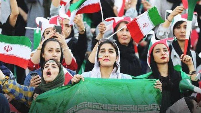 Pertama Kali dalam 40 Tahun Ditonton Perempuan, Timnas Iran Cetak 14 ...