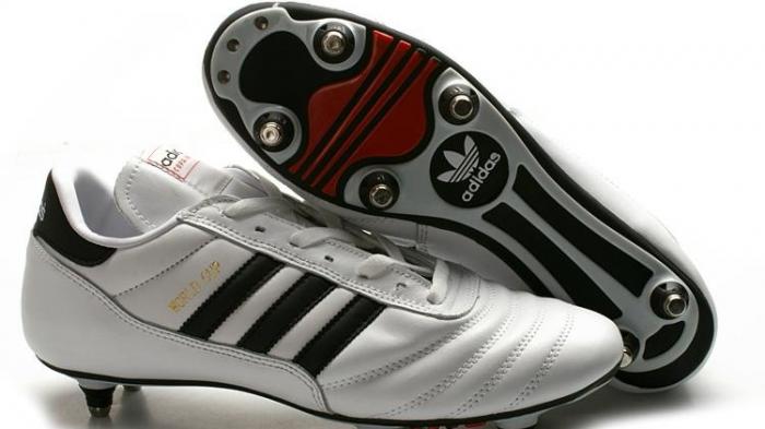 Catat, Ini Tips Memilih Sepatu Bola yang Baik - Sripoku.com