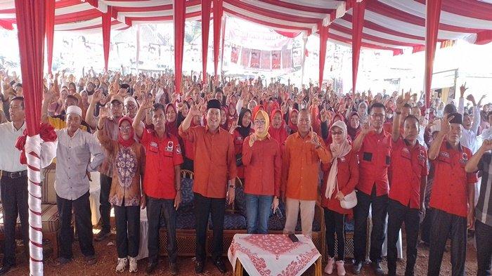 Askolani Kenalkan Netta Indian ke Warga Suak Tapek, Jadi Perempuan ...