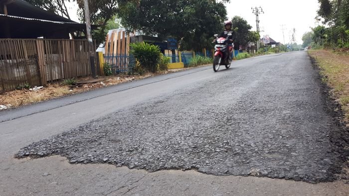 Tambalsulam Jalan tidak Rata, Warga Bilang tidak Nyaman - Sripoku.com