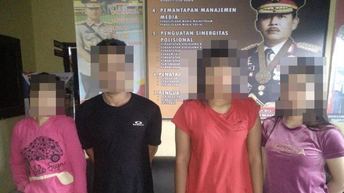 Tiga Pemandu Lagu di Cafe Remang-Remang Jalan Lintas KM 114 Sungai ...