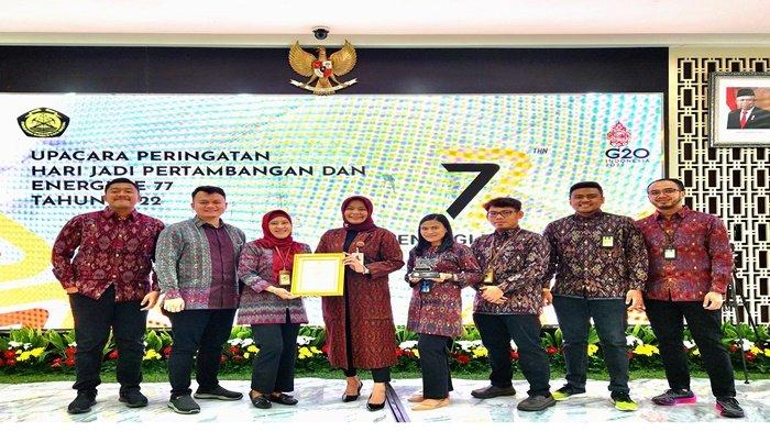 Perwira Kilang Pertamina Plaju Sabet Penghargaan Dharma Karya Muda Dari Kementerian ESDM ...