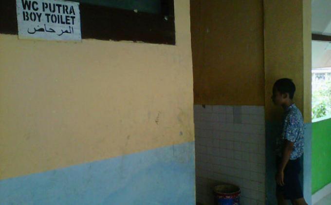 Mau ke Toilet, Siswa SMPN 44 Palembang Sempat Dipungut Bayaran ...