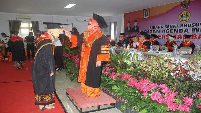 Universitas Baturaja Gelar Wisuda untuk 261 Mahasiswia, Tetap dengan ...
