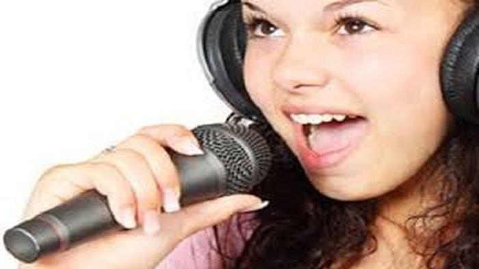 Teknik Dasar Belajar Vokal Bagi Pemula, Harus Tekun Berlatih ...