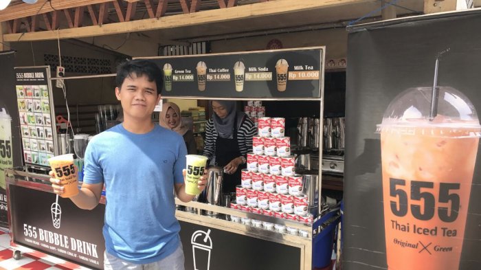 Jual Minuman Thailand Pemuda Palembang ini Raup Omzet Jutaan Rupiah ...