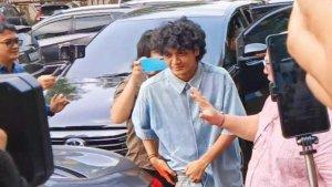 Nikita Mirzani sampai Nangis Dengar Kesaksian Lolly di Sidang Vadel Badjideh: LM Putri Semata ...