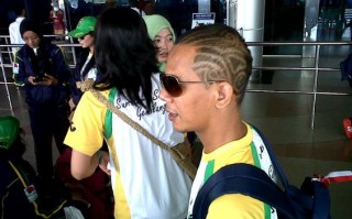 FOTO: Model Rambut ala Atlet Anggar - Sripoku.com