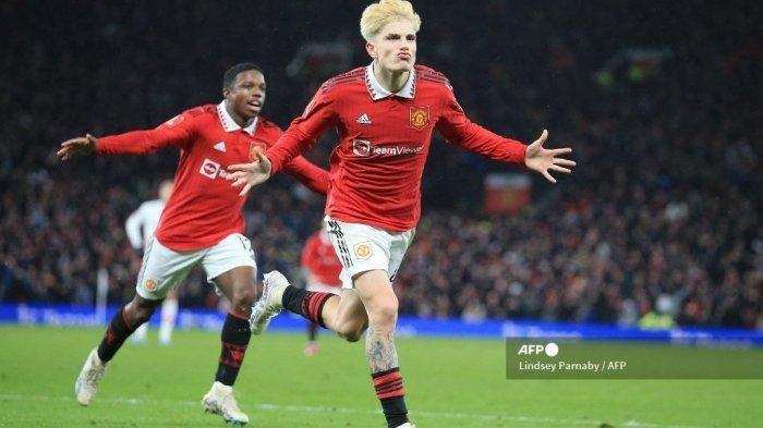 Gagal Pakai Nomor 7, Garnacho Belum Punya Nomor Punggung di Manchester ...