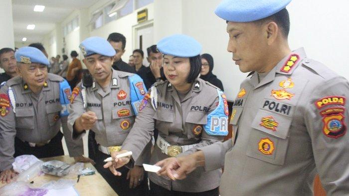 Personel Bidpropam Polda Sulteng Jalani Pemeriksaan Urine dan Senjata Api - Tribunpalu.com