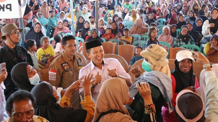 Sambangi Pulau Terujung Morowali, Warga Desa Padei Darat Satu Suara Menangkan Iksan - Tribunpalu.com