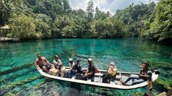 Danau Paisupok di Banggai Kepulauan, Destinasi Wisata Memikat untuk Liburan Akhir Tahun 2023 ...