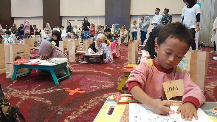 Hotel Santika Palu Gelar Lomba Mewarnai dan Menggambar, Diikuti 60 Anak Tingkat TK dan SD ...
