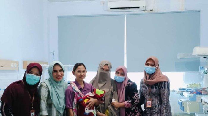 Lewat Bantuan Kemensos dan Kebijakan RSUD Morowali, Ibu NE dan Bayinya Bisa Keluar RS ...